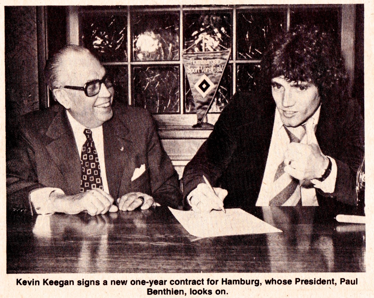 British Ex-Pat Vintage 1976-80 – Beyond The Last Man