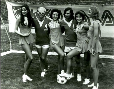 Los Angeles Aztecs Vintage – Beyond The Last Man